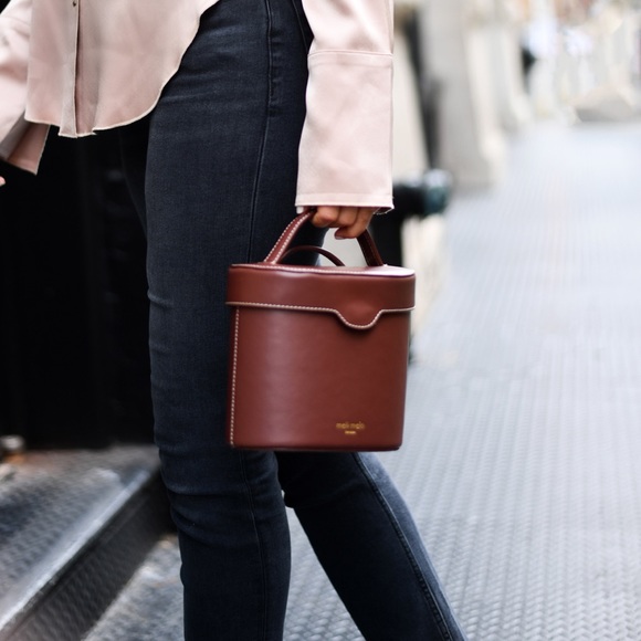 Meli Melo | Bags | Meli Melo Kitty Argan Brown Leather Cross Body Bag ...